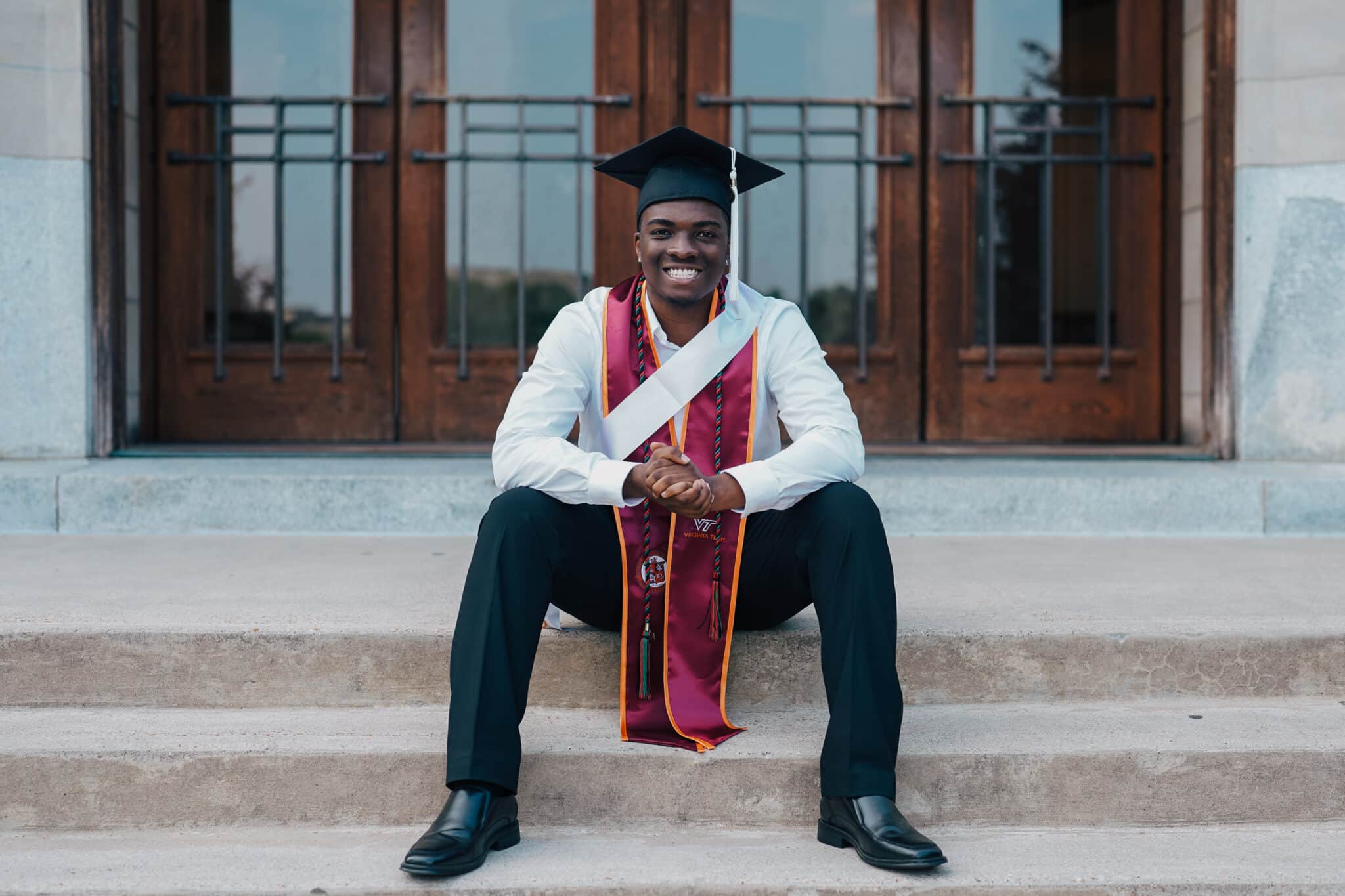 Creating a Successful Senior Rep Program for High School Photographers