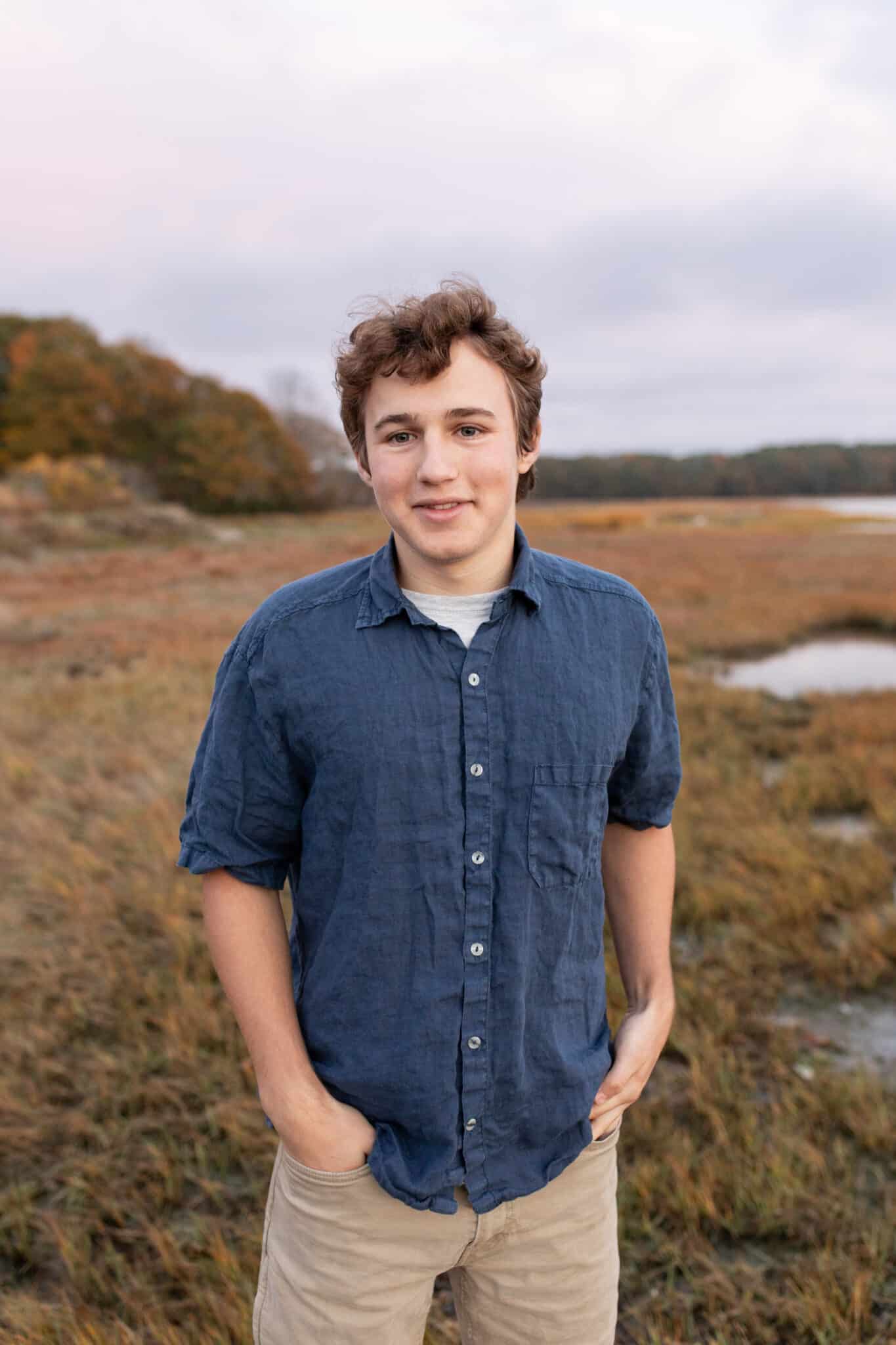 Essential and Creative Poses for Senior Boys | Zenfolio