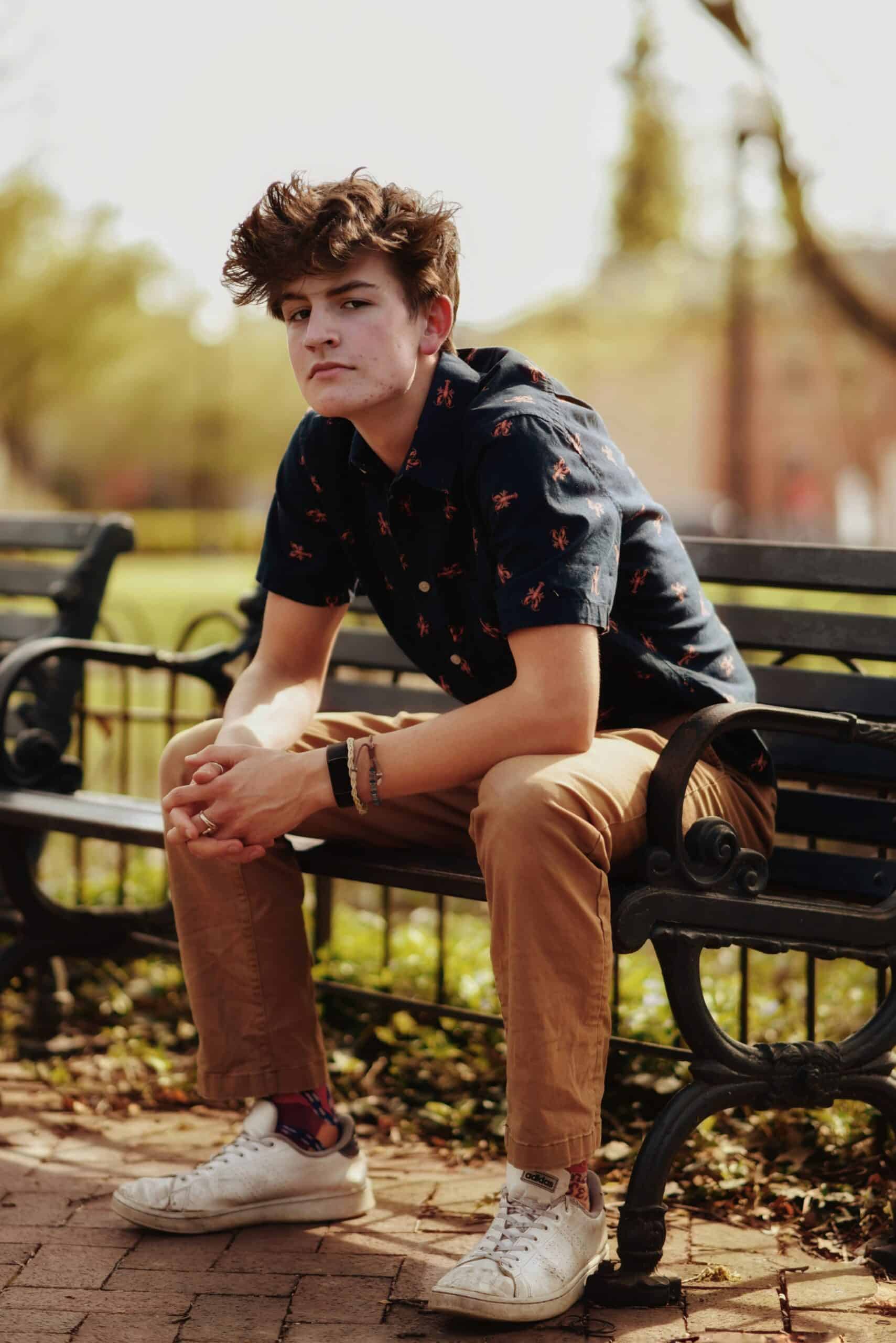 Essential and Creative Poses for Senior Boys | Zenfolio