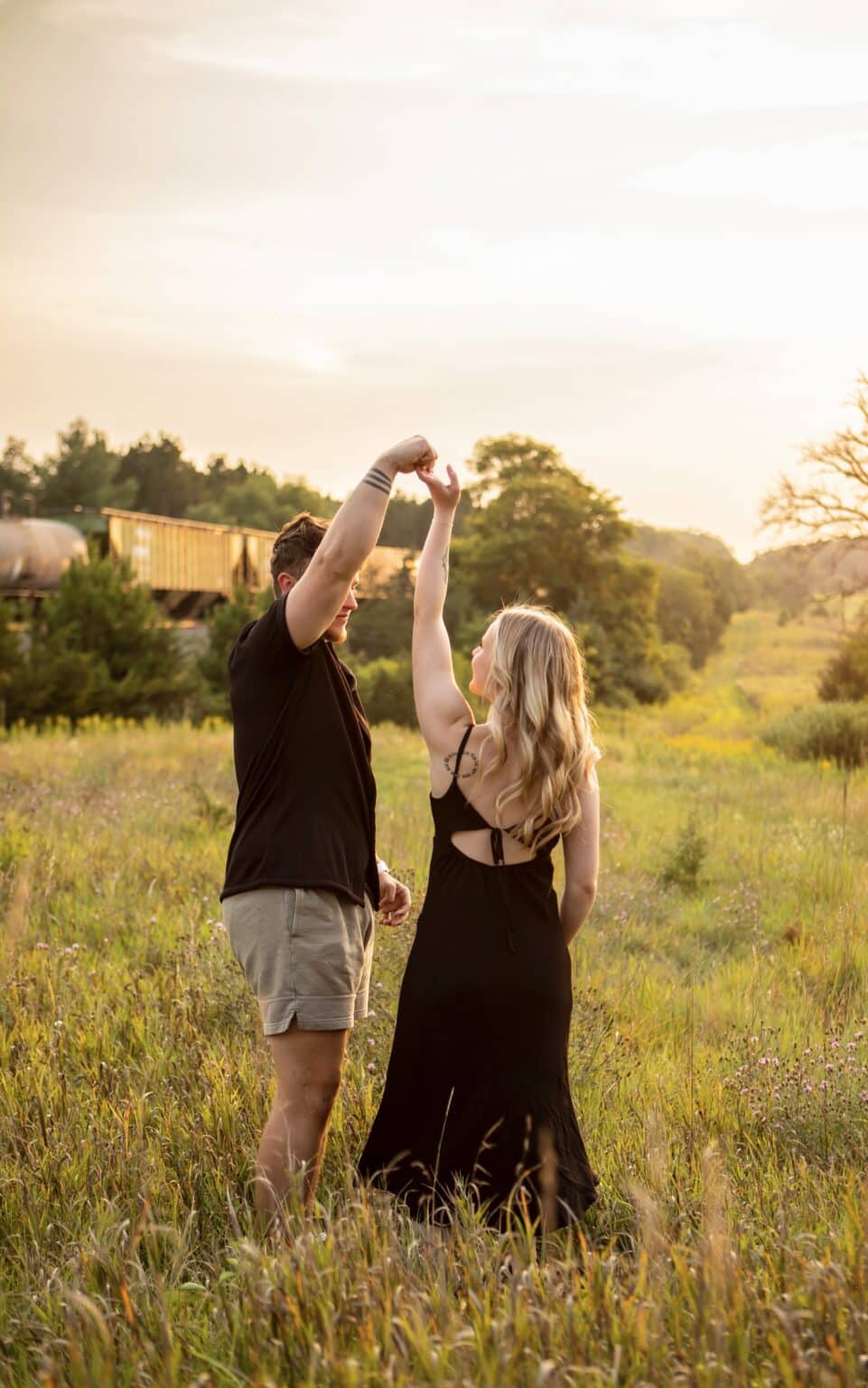 25 Unique Ideas to Inspire Unforgettable Engagement Photoshoots